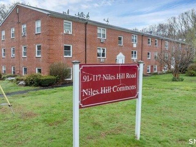 condo with 1 bedroom, New London CT ES105233153