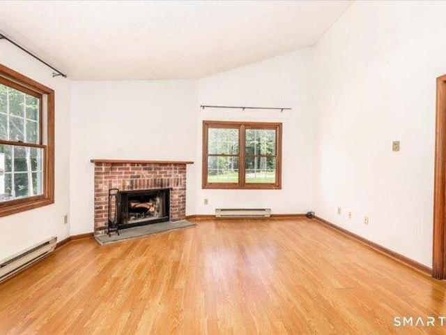 condo with 1 bedroom, New Milford CT DLS103071219