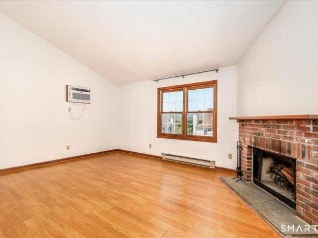 condo with 1 bedroom, New Milford CT ES104148256