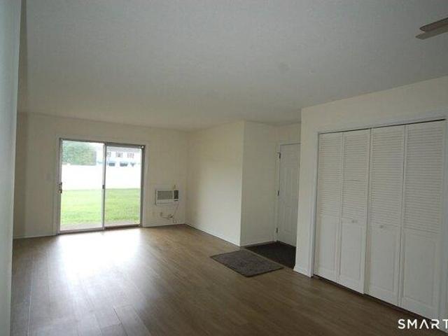 condo with 1 bedroom, New Milford CT ES105158694