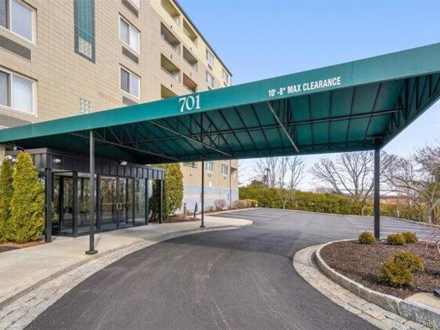 condo with 1 bedroom, New Rochelle NY DS101800645