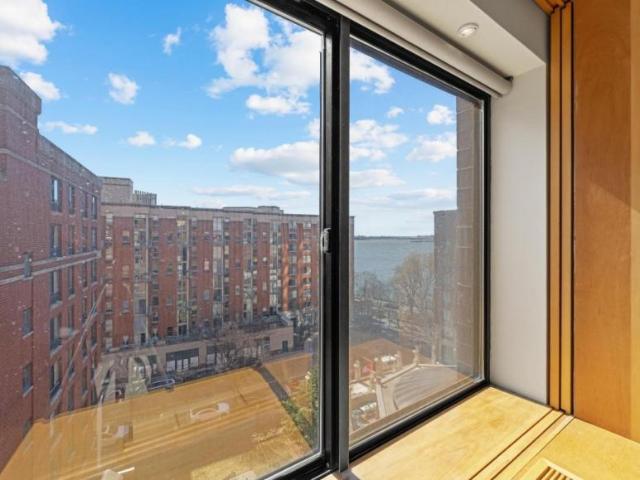 condo with 1 bedroom, New York NY ES100325573
