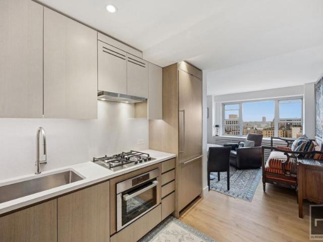 condo with 1 bedroom, NEW YORK NY ES102761121