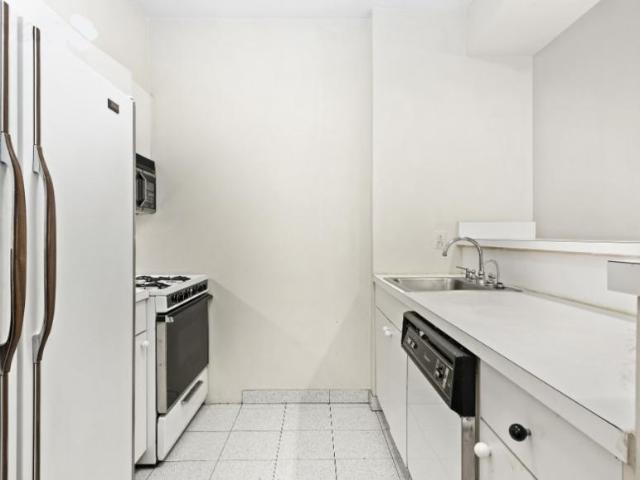 condo with 1 bedroom, NEW YORK NY ES96958527