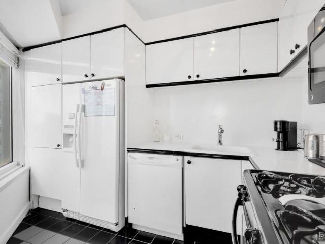 condo with 1 bedroom, New York NY ES99819757