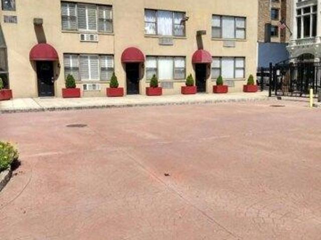 condo with 1 bedroom, Newark NJ ES104853304