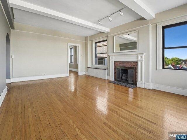 condo with 1 bedroom, Newark NJ ES104148273