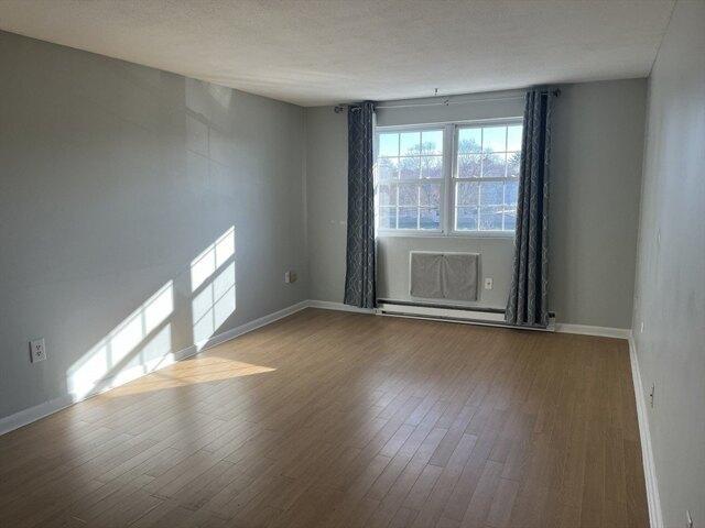 condo with 1 bedroom, Newburyport MA ES104834506
