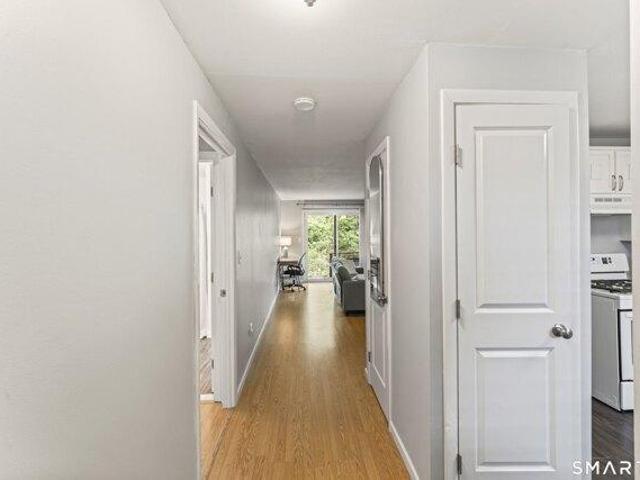 condo with 1 bedroom, Newington CT DS102256549