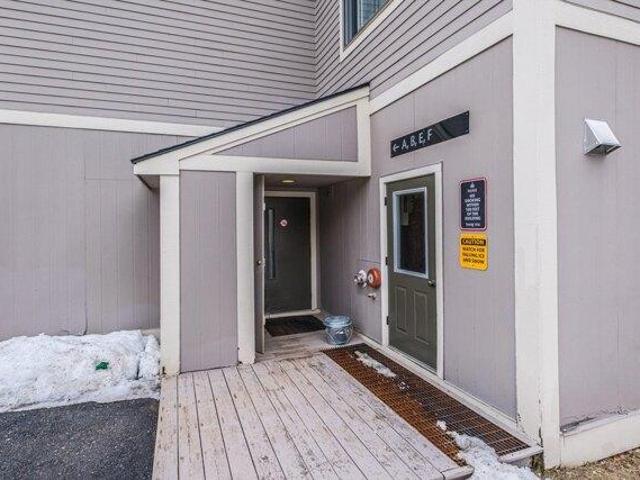 condo with 1 bedroom, Newry ME ES103184512