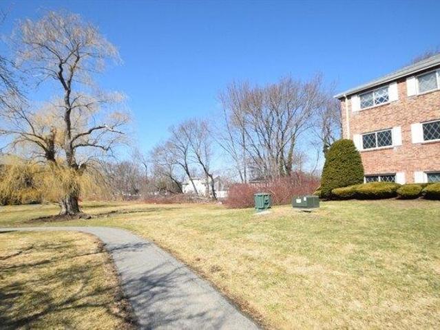 condo with 1 bedroom, North Andover MA ES103223375