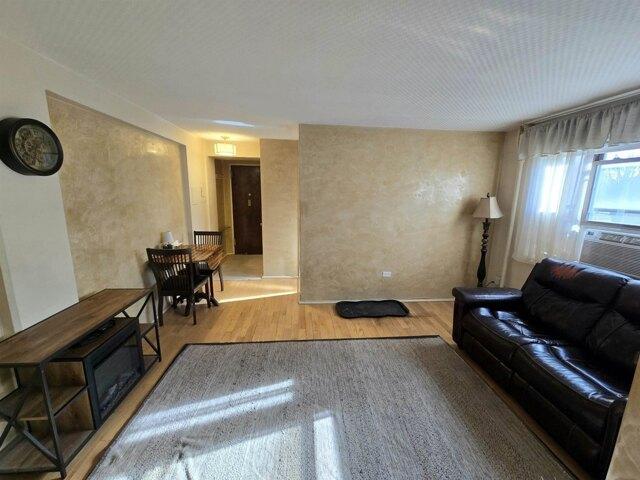 condo with 1 bedroom, North Bergen NJ DLS102346428