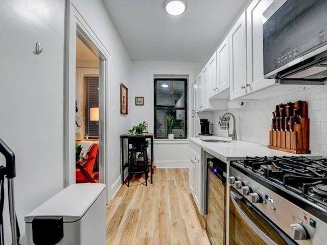 condo with 1 bedroom, North Bergen NJ DS101659240