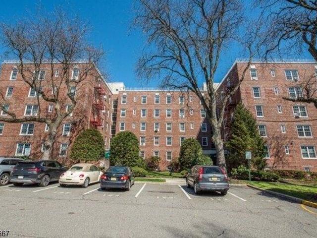 condo with 1 bedroom, North Bergen NJ DS103437398