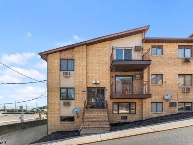 condo with 1 bedroom, North Bergen NJ DS103163294