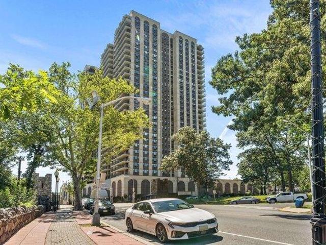 condo with 1 bedroom, North Bergen NJ ES104849310
