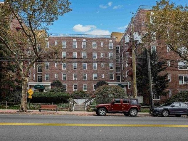 condo with 1 bedroom, North Bergen NJ ES104853080