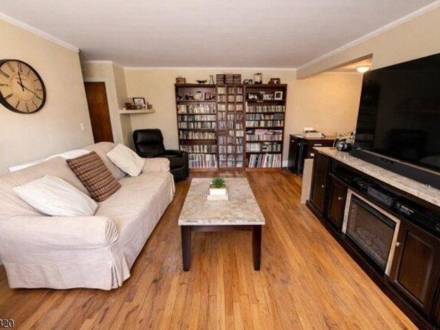 condo with 1 bedroom, North Plainfield NJ ES104351352