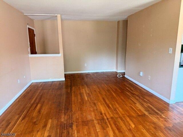 condo with 1 bedroom, North Plainfield NJ ES104836071