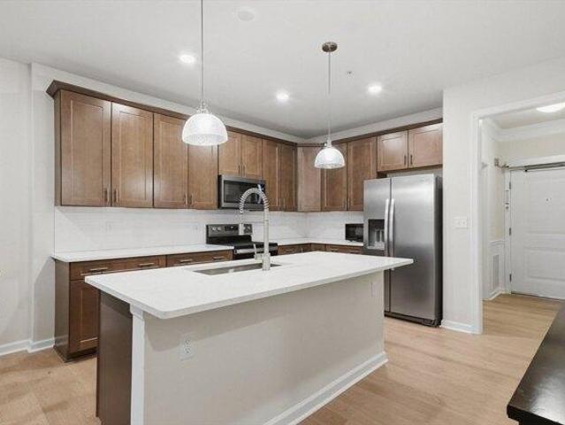 condo with 1 bedroom, North Reading MA DS102959129