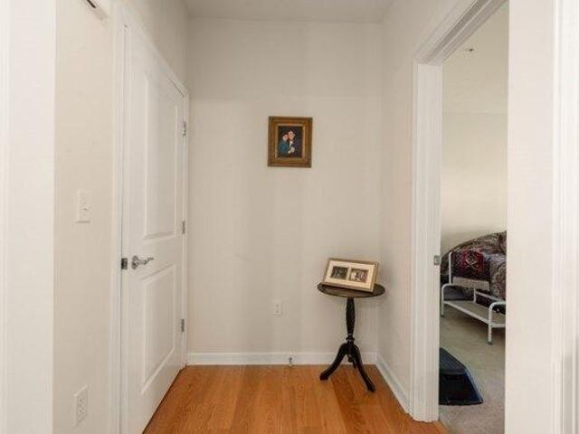 condo with 1 bedroom, North Reading MA ES104043499