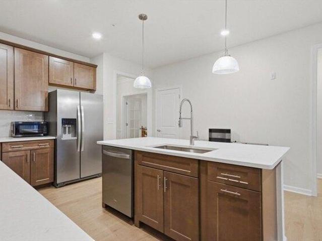 condo with 1 bedroom, North Reading MA ES104077116