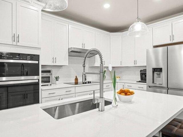 condo with 1 bedroom, North Reading MA ES105082857