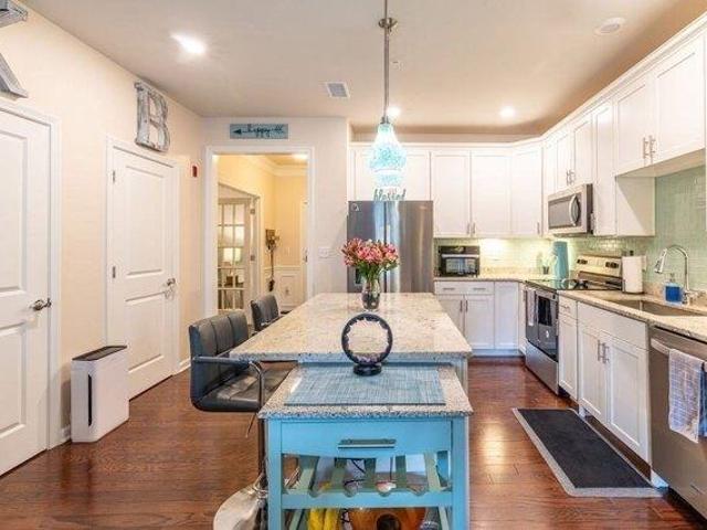condo with 1 bedroom, North Reading MA ES105124440