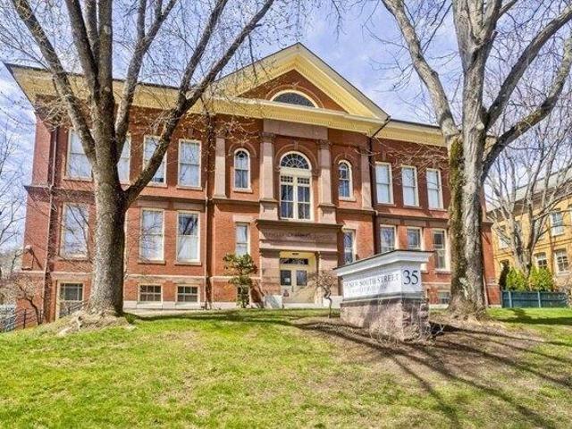 condo with 1 bedroom, Northampton MA DS103184555