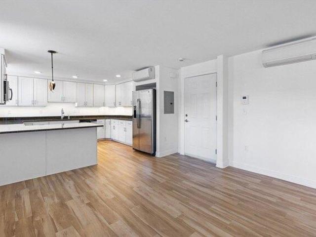 condo with 1 bedroom, Northampton MA ES104511660