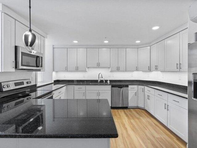 condo with 1 bedroom, Northampton MA ES105107831