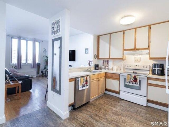 condo with 1 bedroom, Norwalk CT DLS101657465