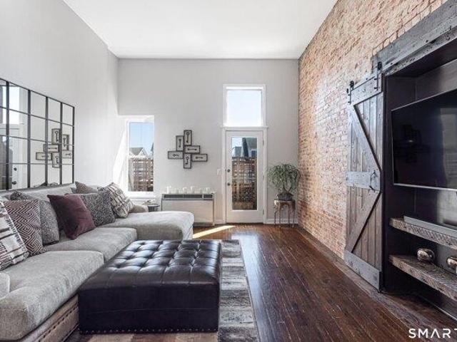 condo with 1 bedroom, Norwalk CT DS102724804