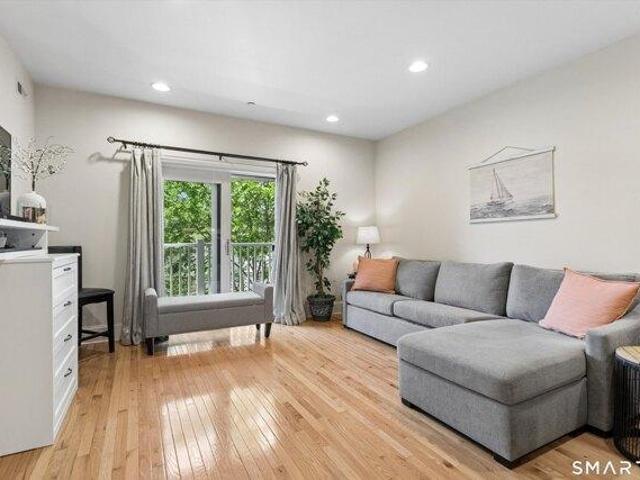 condo with 1 bedroom, Norwalk CT DS103189686