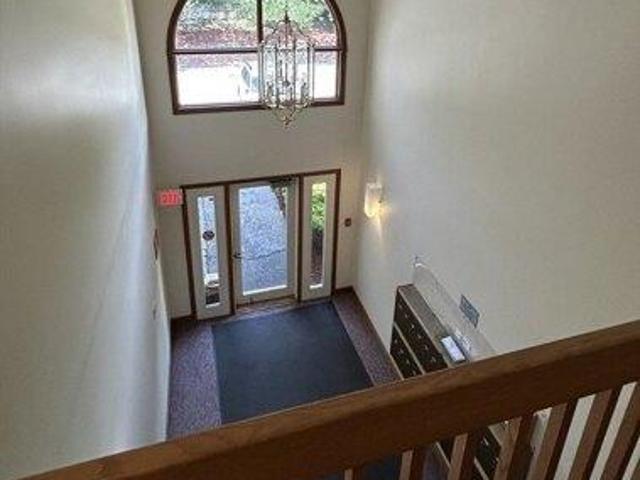 condo with 1 bedroom, Norwood MA ES103037009