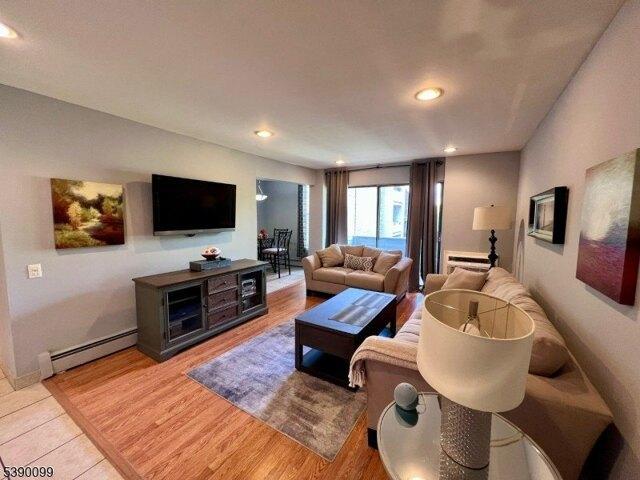 condo with 1 bedroom, Nutley NJ DLS102729507