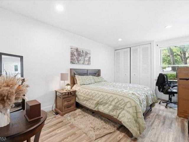 condo with 1 bedroom, Nutley NJ ES103189525