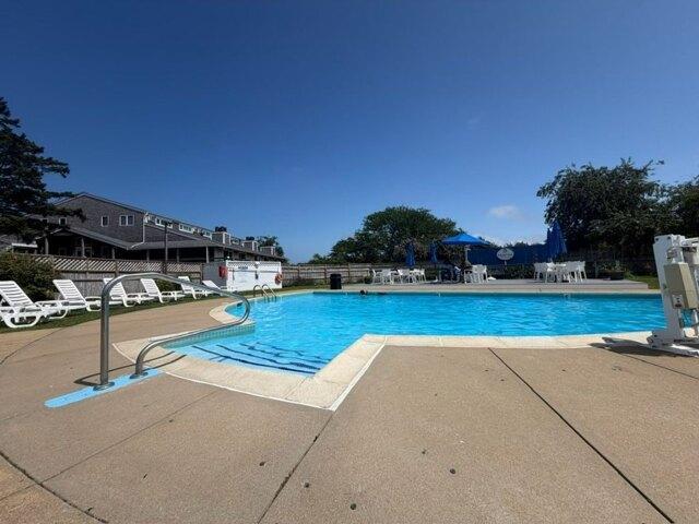 condo with 1 bedroom, Oak Bluffs MA ES105080673