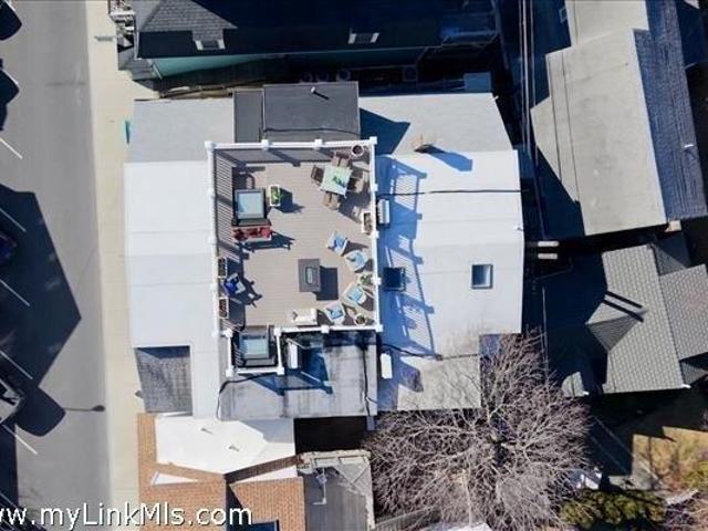 condo with 1 bedroom, Oak Bluffs MA ES105095978