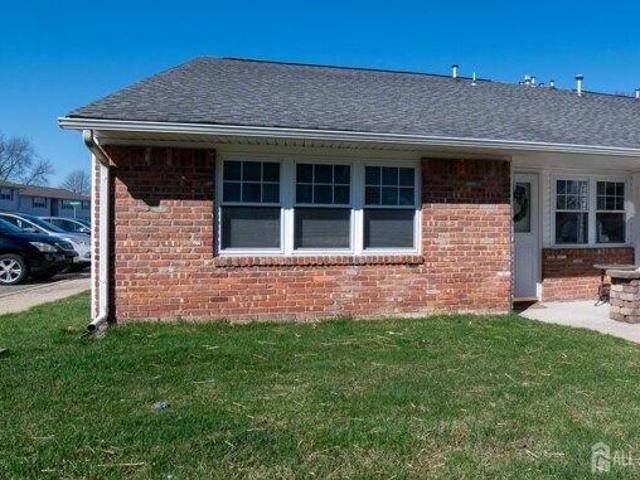 condo with 1 bedroom, Old Bridge NJ ES104832473