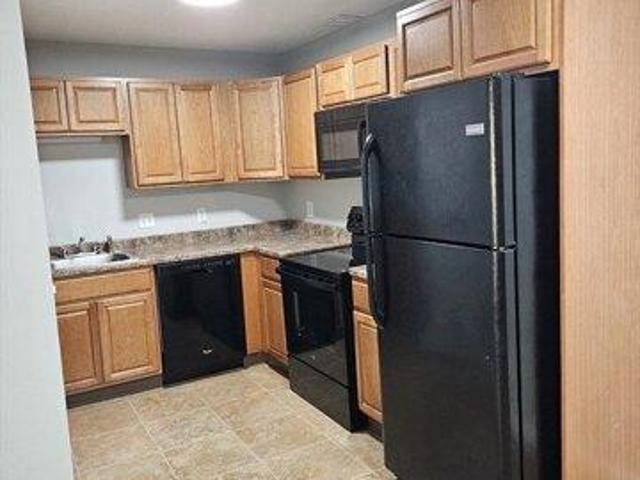 condo with 1 bedroom, Oxford MA DS102372467