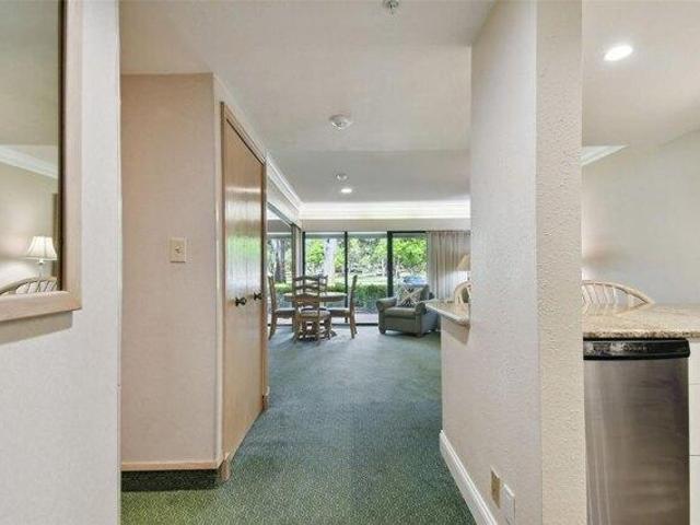condo with 1 bedroom, Palm Harbor FL DLS92558645