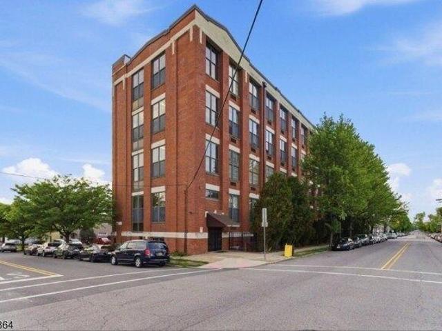 condo with 1 bedroom, Paterson NJ DS102800926