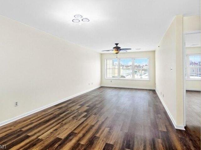 condo with 1 bedroom, Paterson NJ DS104374966