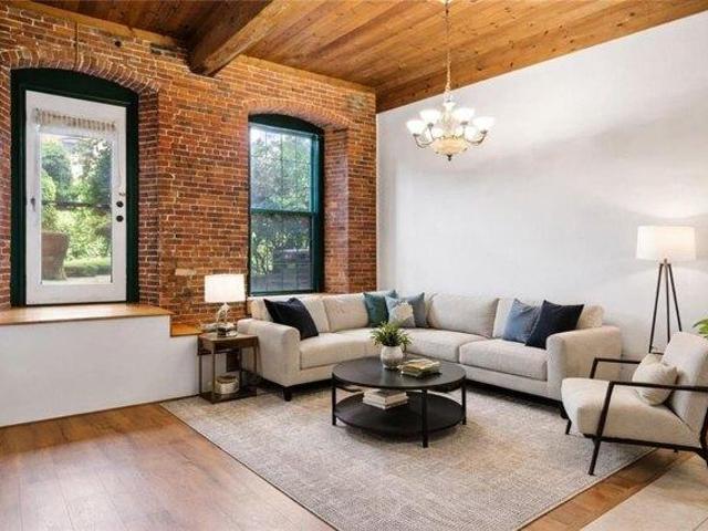 condo with 1 bedroom, Pawtucket RI ES104832896