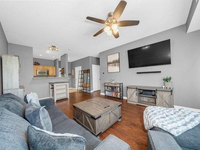 condo with 1 bedroom, Peabody MA ES103888427
