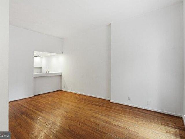 condo with 1 bedroom, Philadelphia PA ES104899012