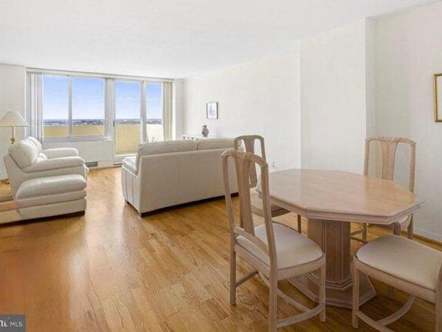 condo with 1 bedroom, Philadelphia PA ES104908559