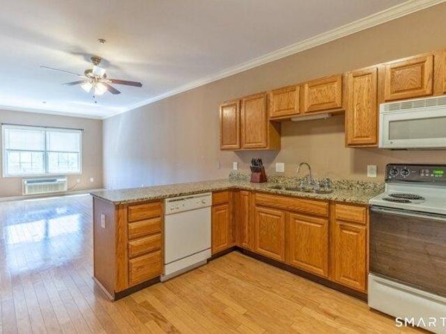 condo with 1 bedroom, Portland CT DLS102216667