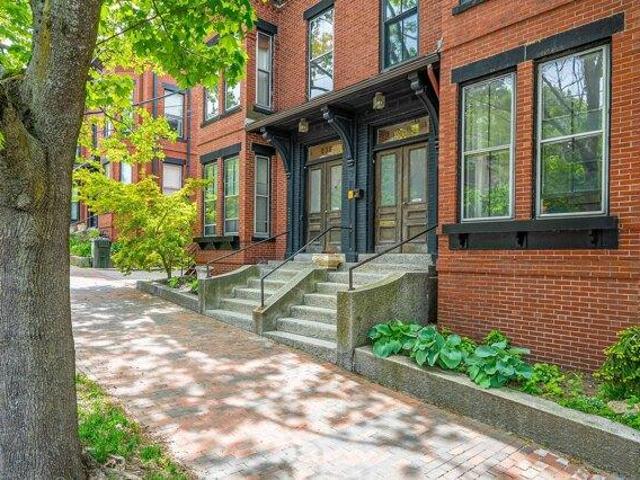condo with 1 bedroom, Portland ME ES103036214